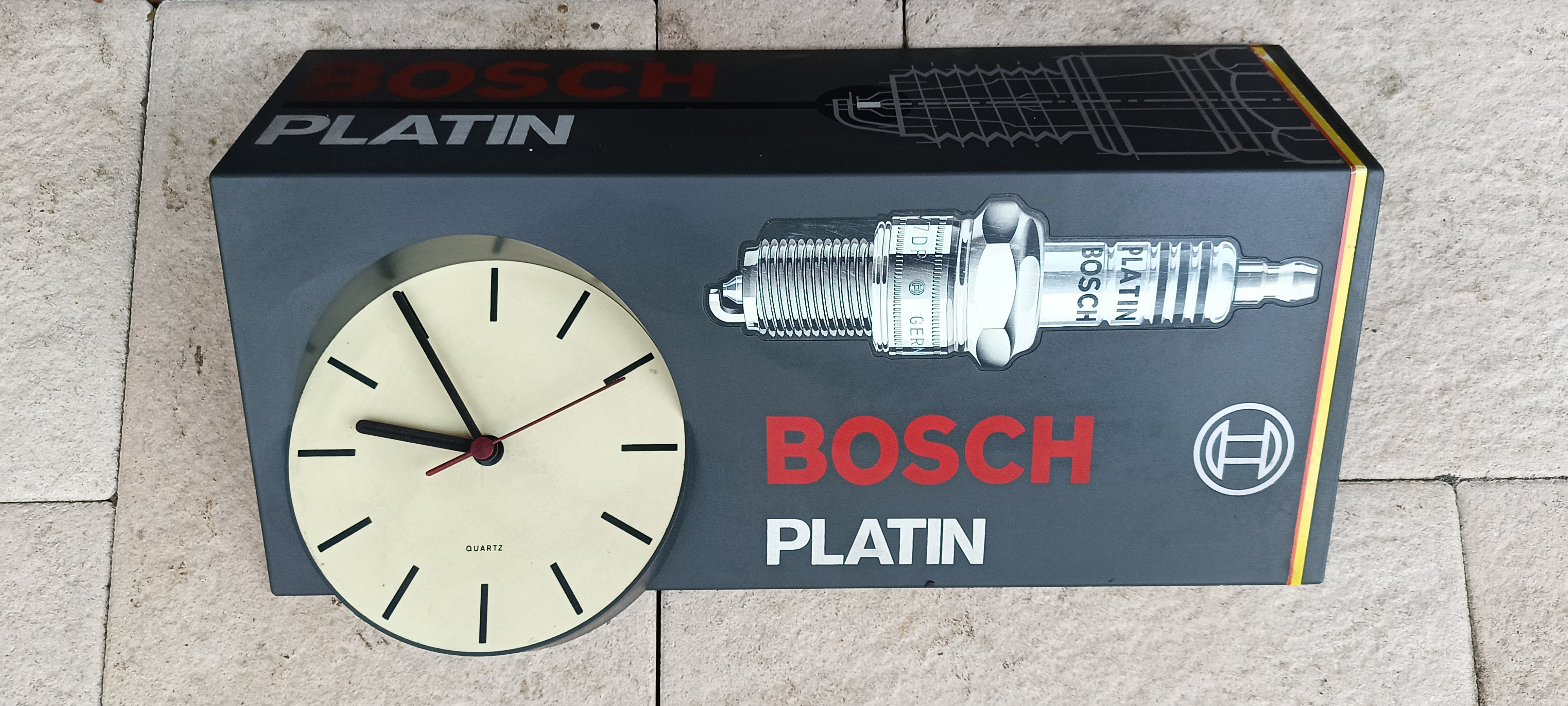 BOSCH spark plugs clock – Toolboxcreations